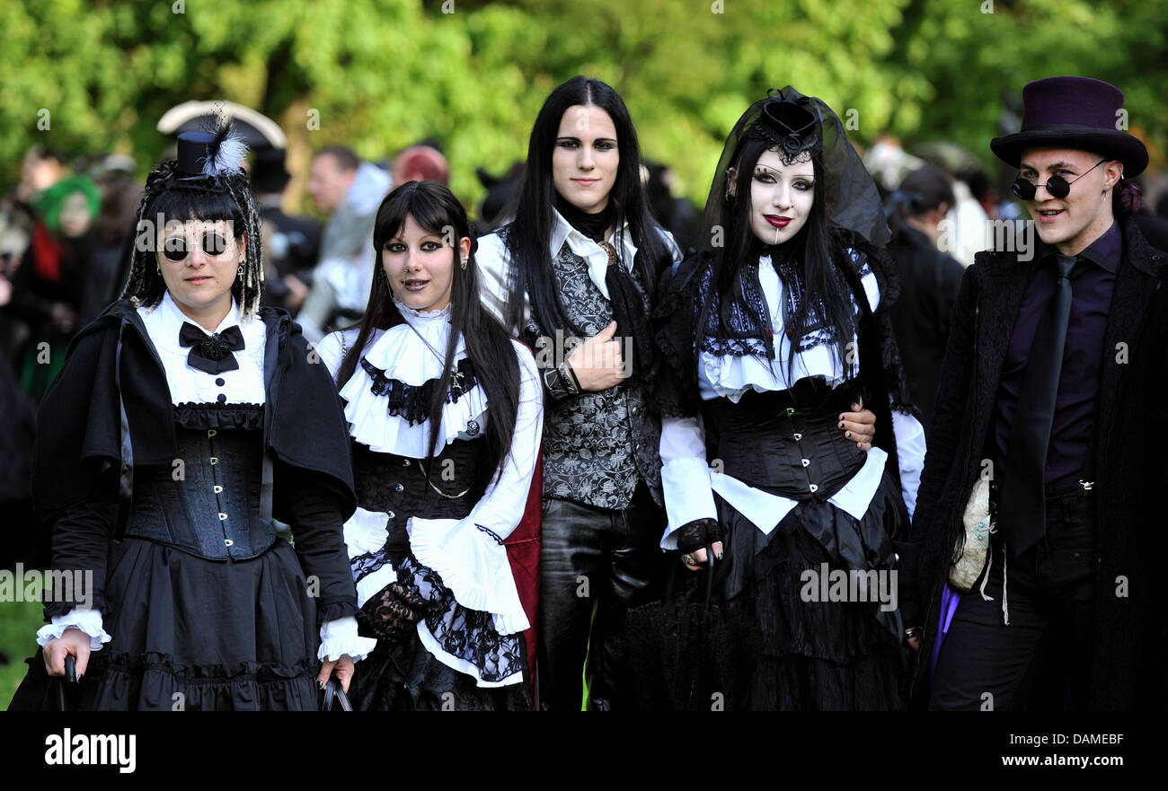 Gothic festival hi-res stock photography and images - Alamy