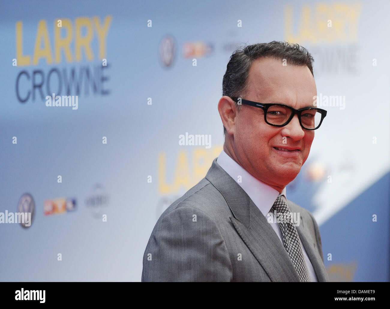 US American actor Tom Hanks arrives to the premiere of the movie "Larry ...