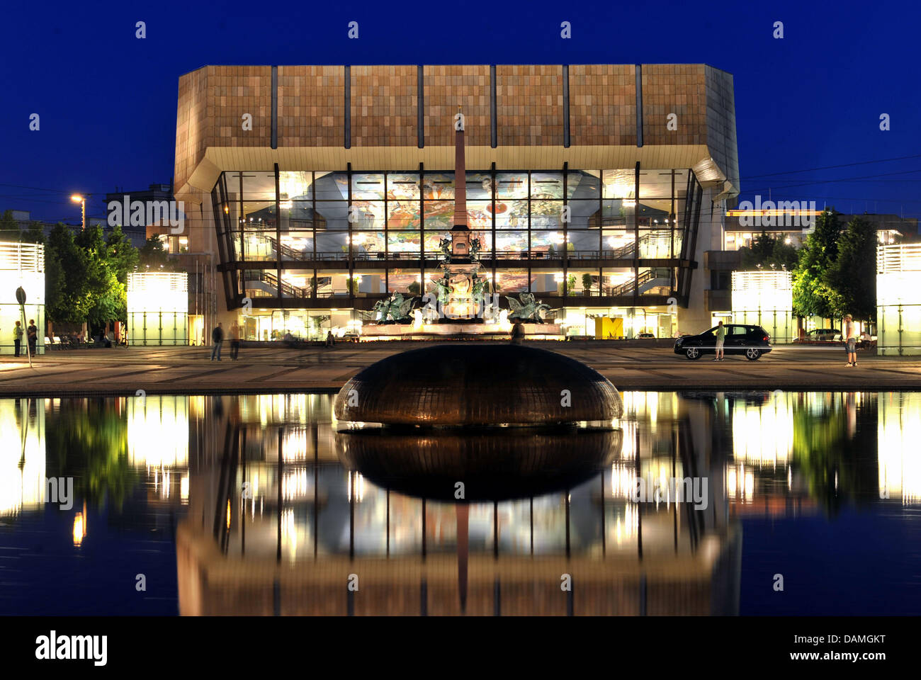 Hendrik stands hi-res stock photography and images - Alamy