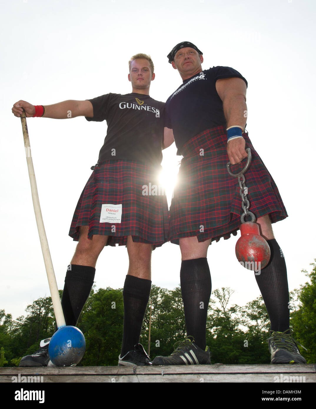The professional heavy weight boxers Vitali Klitschko (L) and his ...