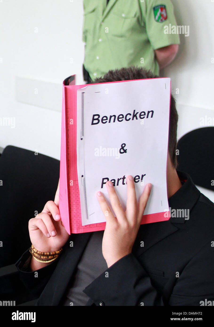 Foulder hi-res stock photography and images - Alamy