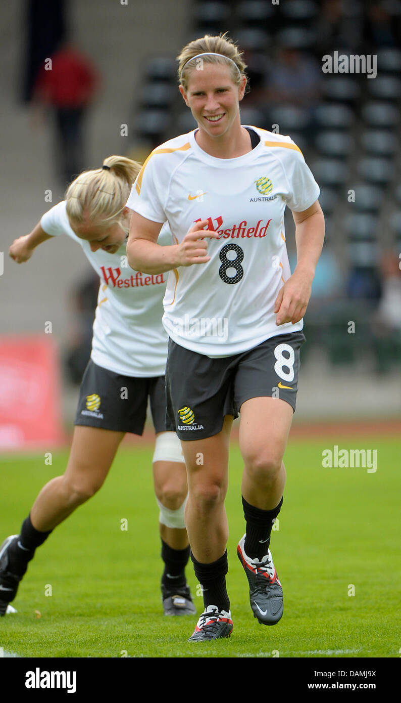 Australian player Elise Kellond-Knight warms up for a test match ...