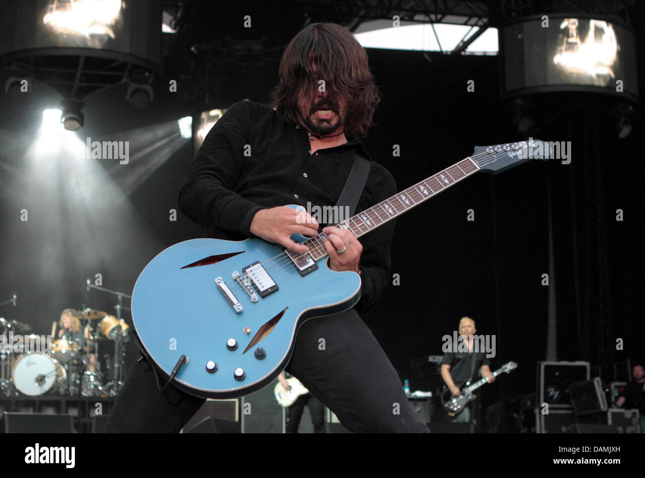 Foo fighters hi-res stock photography and images - Alamy