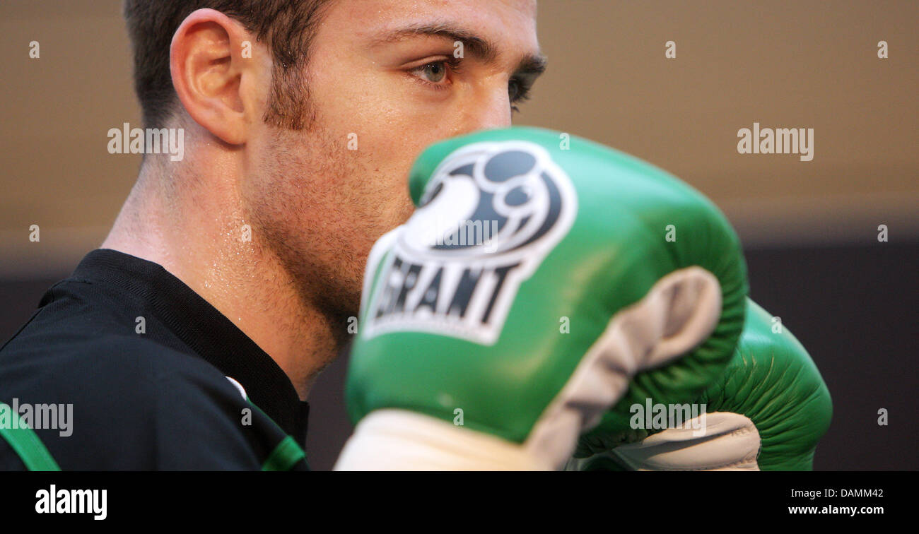 Irish boxer Matthew Macklin poses during an official weighing at a ...
