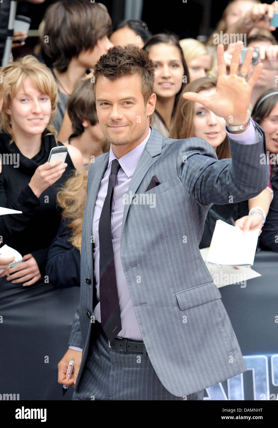 Joshua david duhamel hi-res stock photography and images - Alamy