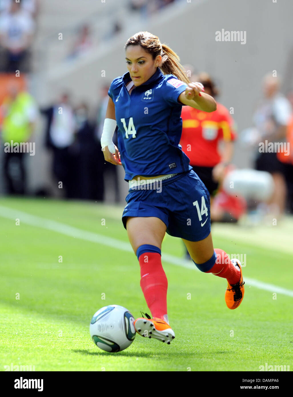 Louisa Necib Soccer Player