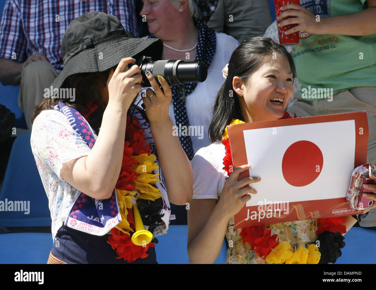 Supporter of Japan cheer during the Group B match Japan against New ...