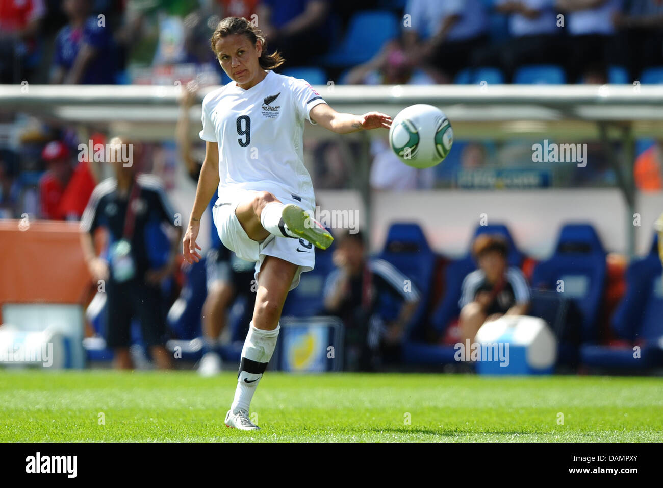 Amber hearn new zealand hi-res stock photography and images - Alamy