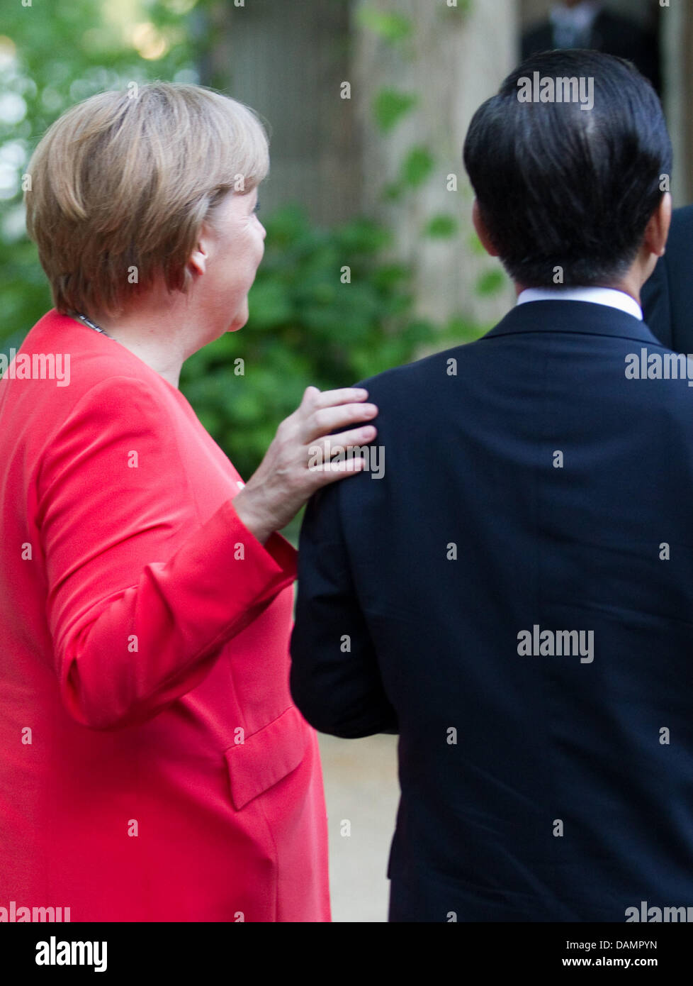 German Chancellor Angela Merkel and Chinese Prime Minister Wen Jiabao ...