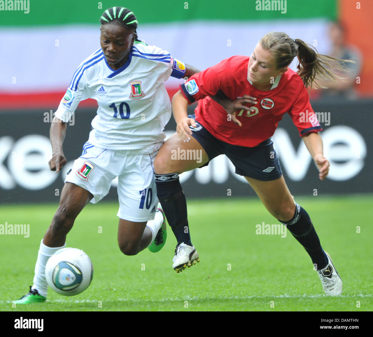 Anonman (L) from Equatorial Guinea and Emilie Haavi (R) from Norway ...