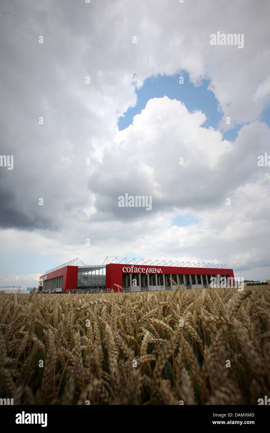 Coface arena hi-res stock photography and images - Alamy
