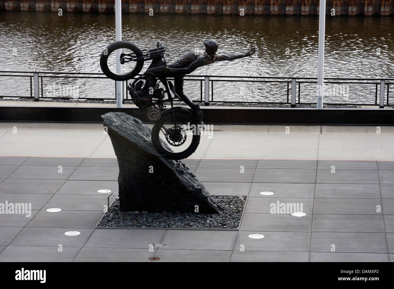 Harley Davidson Museum and Statue by Menomonee River Milwaukee ...