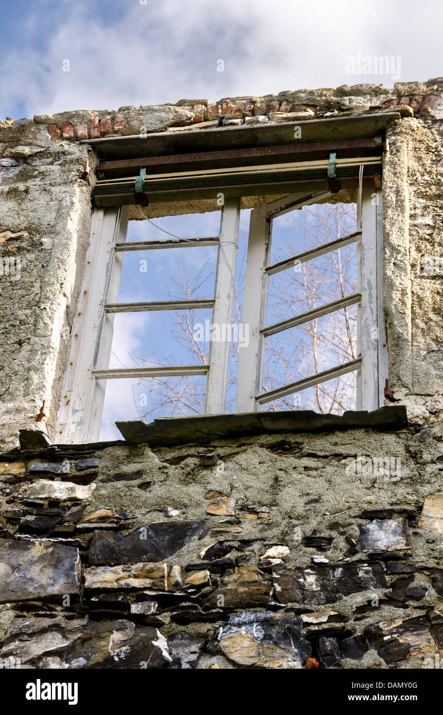 window in a house in ruins and sky Stock Photo - Alamy