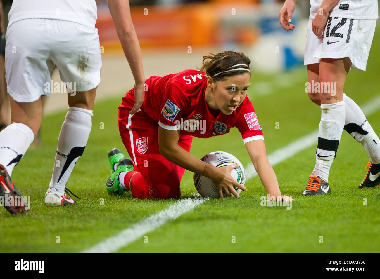 Fara williams england hi-res stock photography and images - Alamy