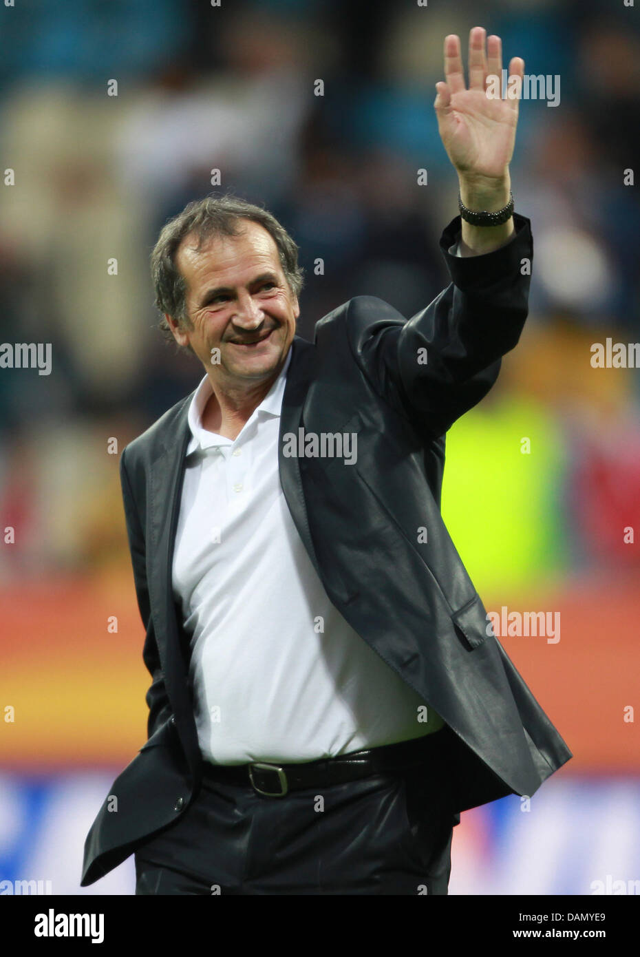 Bruno Bini coach of France reacts during the Group A match Canada ...