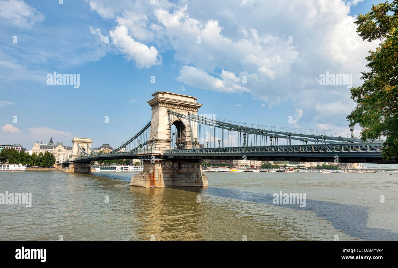 Old chain bridge budapest hi-res stock photography and images - Alamy