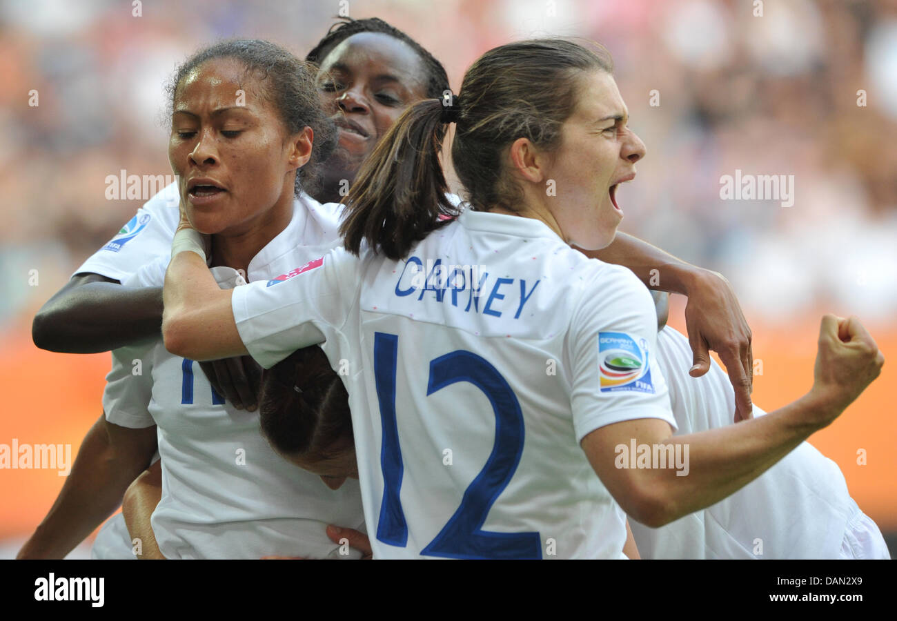 Rachel Yankey (l-r), Eniola Aluko and Karen Carney of England celebrate ...