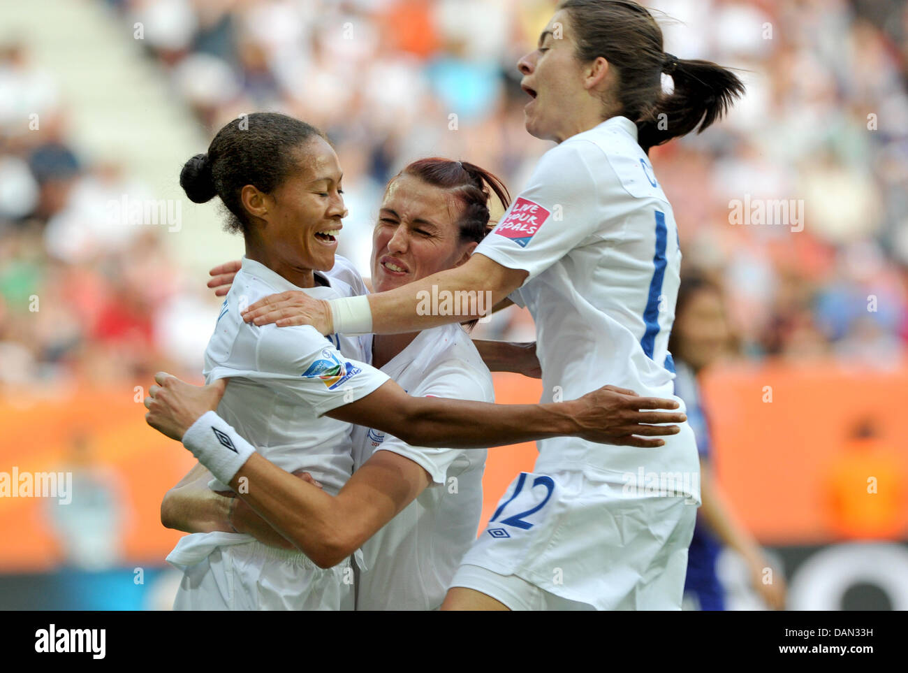 Rachel Yankey (l-r), Jill Scott and Karen Carney of England celebrate ...