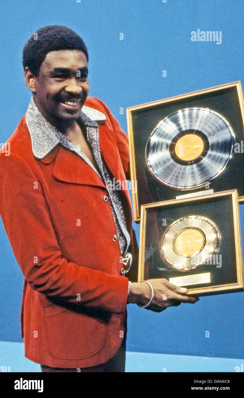 GEORGE McRAE US singer in 1975 Stock Photo - Alamy
