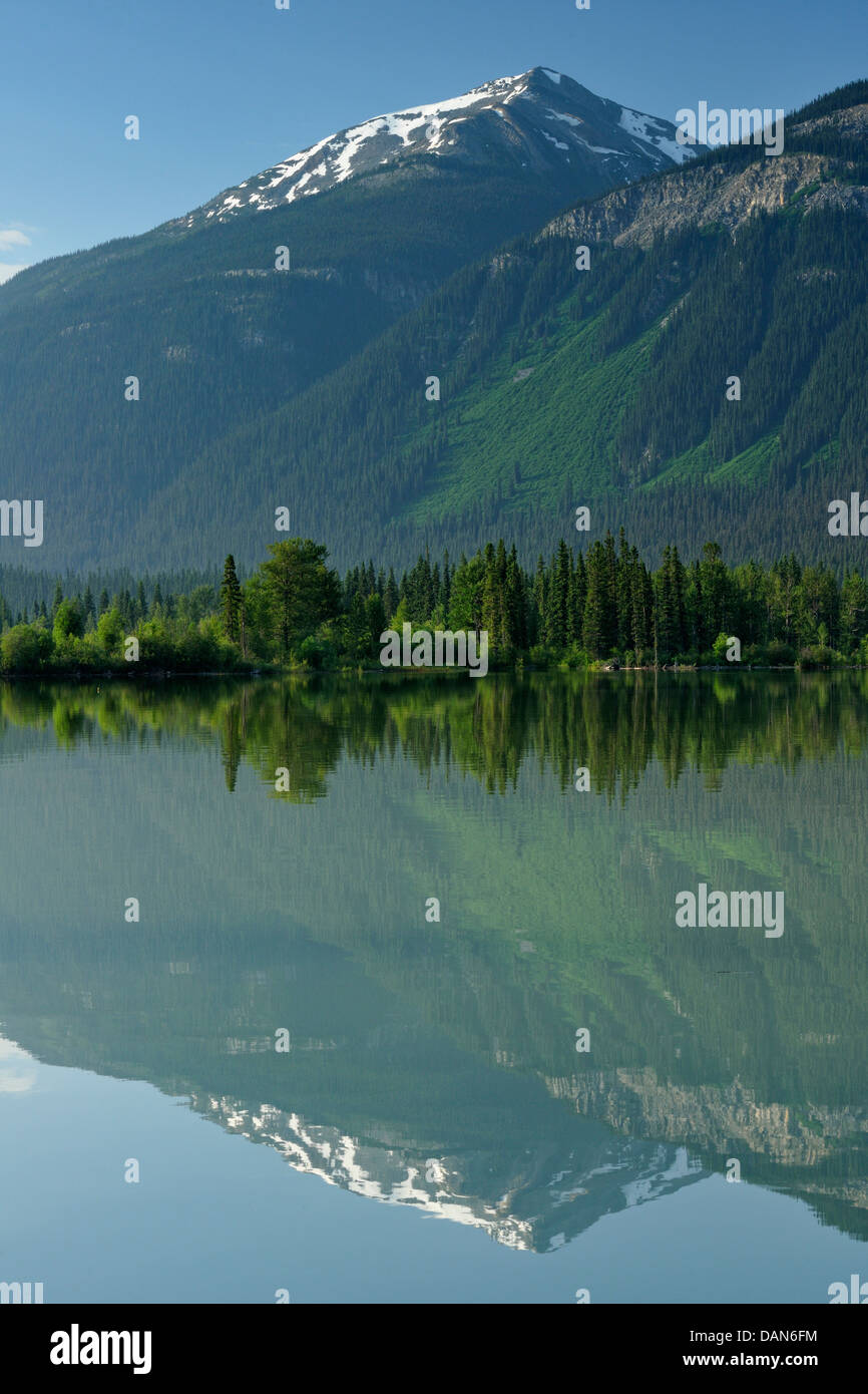 Comb Mountain reflected in Moose Lake Mt Robson Provincial Park British ...