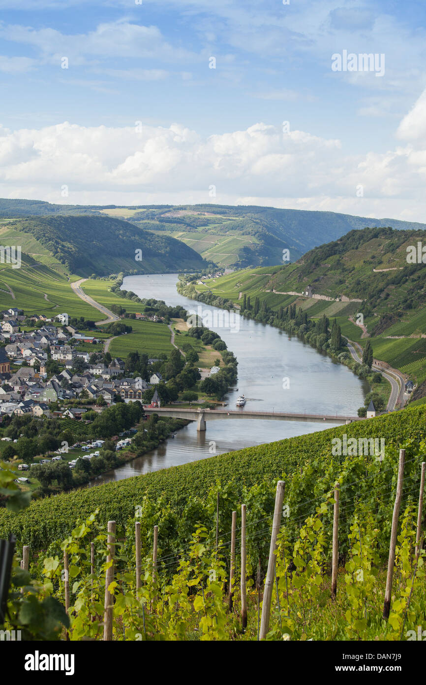 Mosel valley hi-res stock photography and images - Alamy