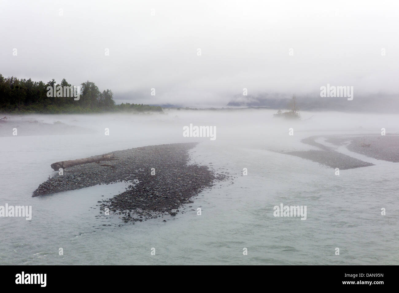 Misty weather hi-res stock photography and images - Alamy