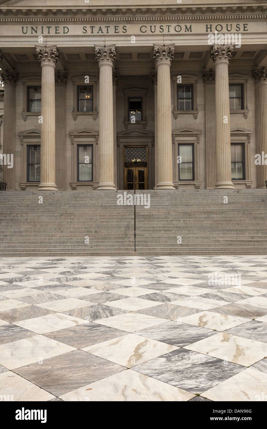 Historic customhouse hi-res stock photography and images - Alamy