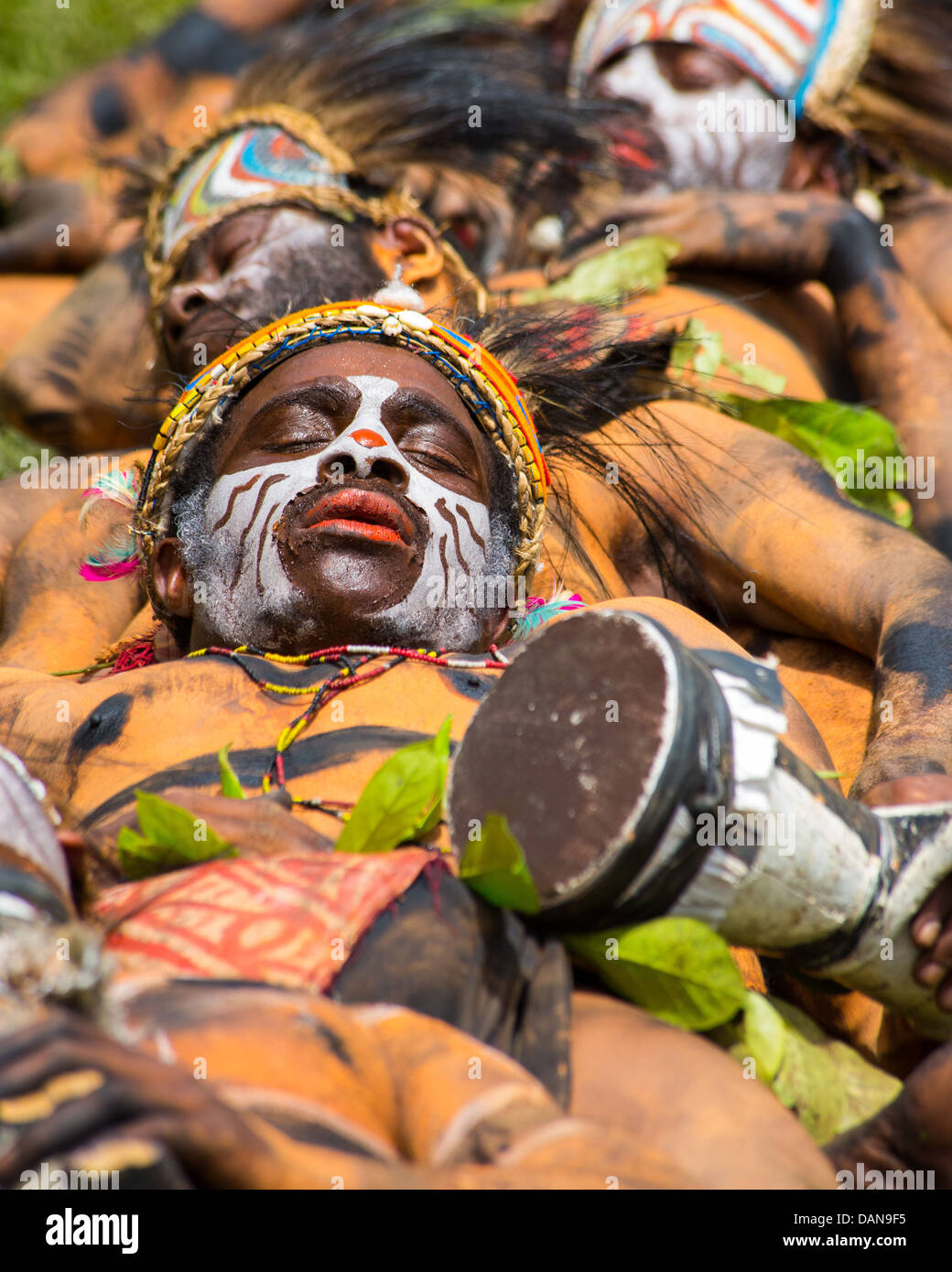 Dead tribe hi-res stock photography and images - Alamy