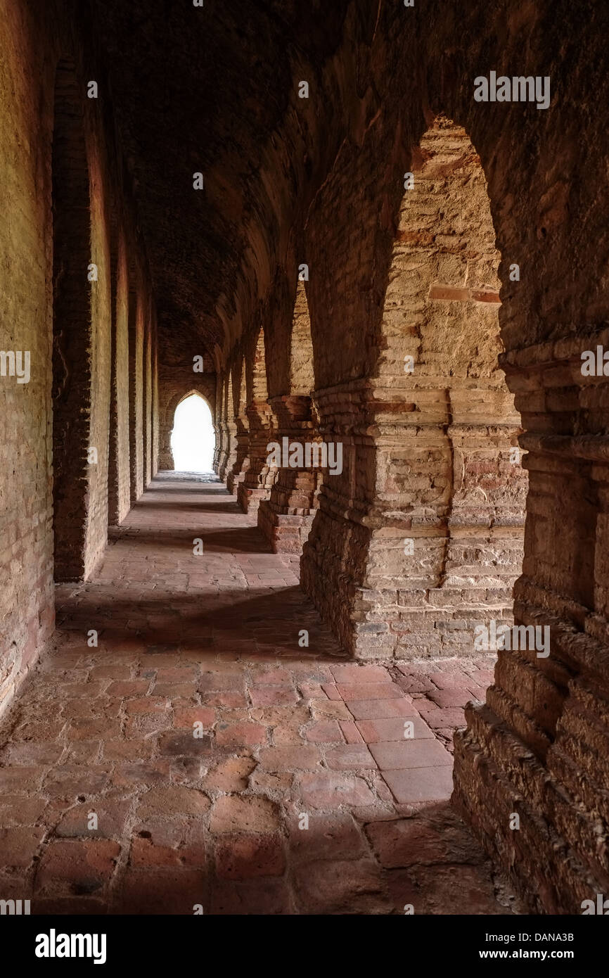 A passage through the terracotta architecture of Rasmancha, Bishnupur ...