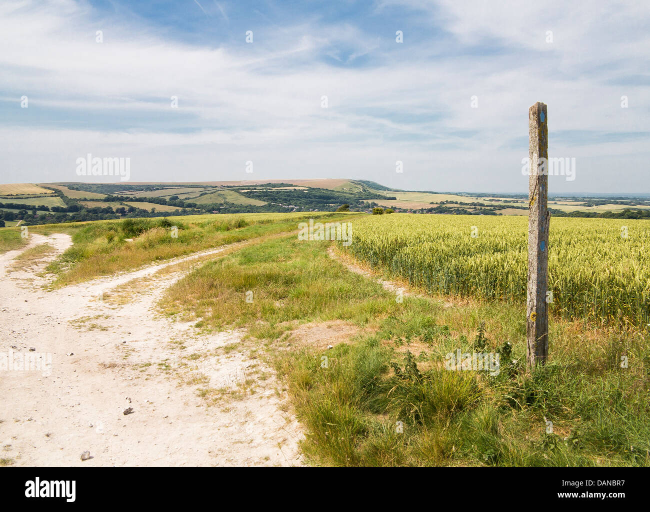 Chalk tracks hi-res stock photography and images - Alamy