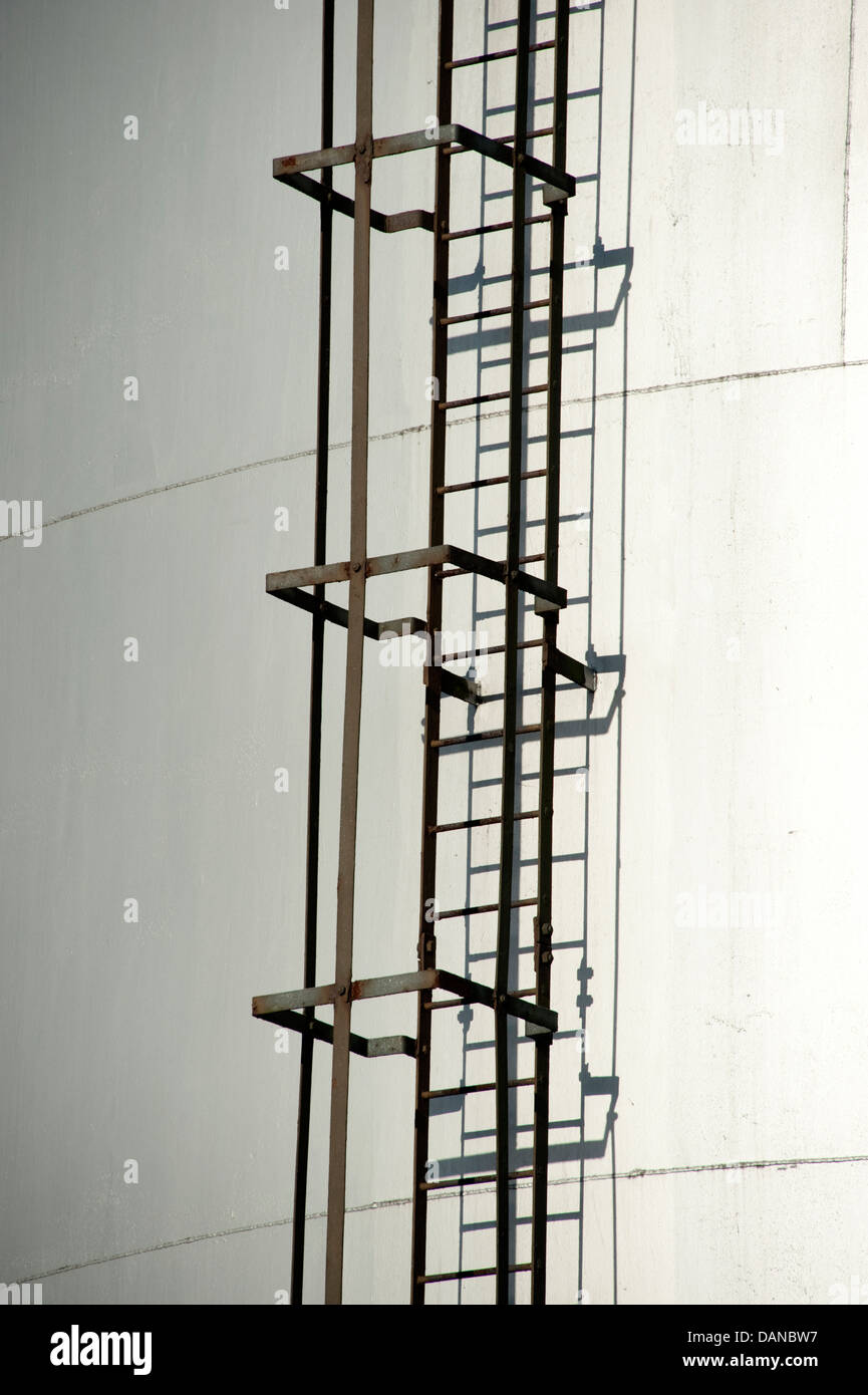 Steel Refinery Storage Tanks Vertical Ladder Stock Photo - Alamy