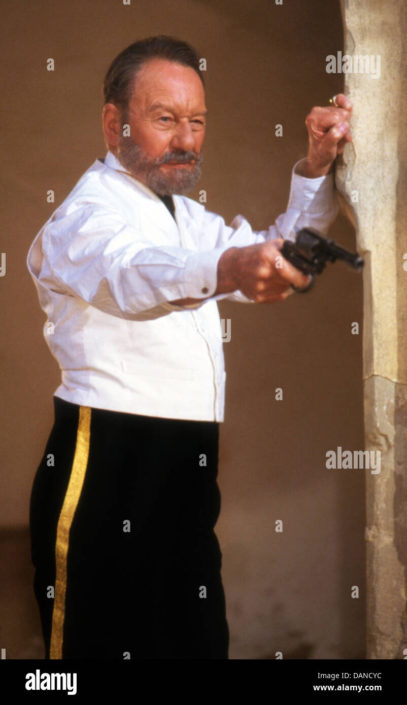 THE FAR PAVILIONS (1984) JOHN GIELGUD, PETER DUFFELL (DIR), TFRP 008 ...