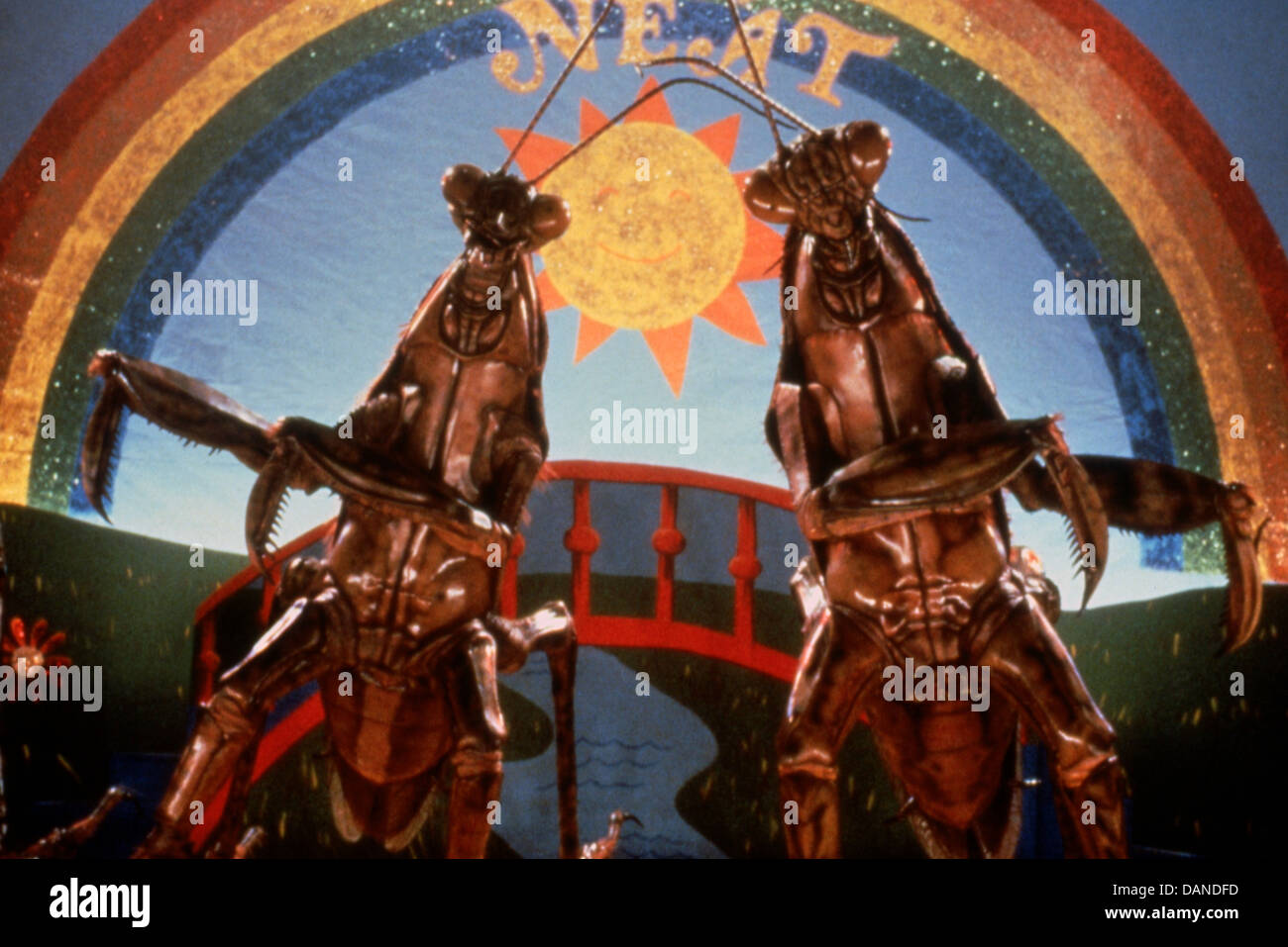 MEET THE APPLEGATES (1990) MICHAEL LEHMANN (DIR) MTAP 005 MOVIESTORE ...