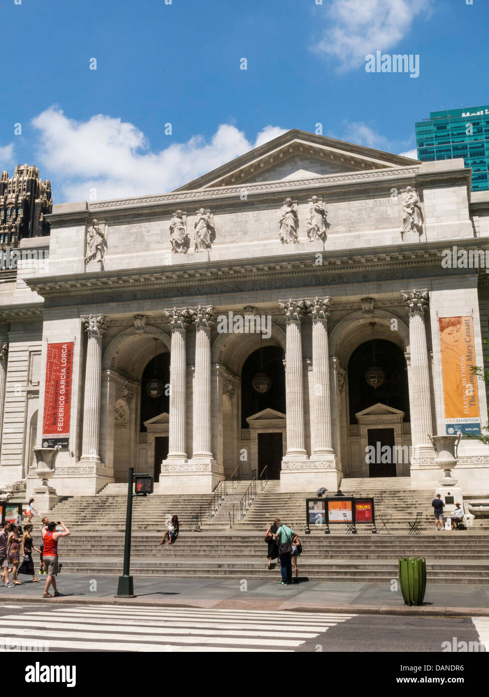 Facade of New York Public Library, Main Branch, NYC Stock Photo - Alamy