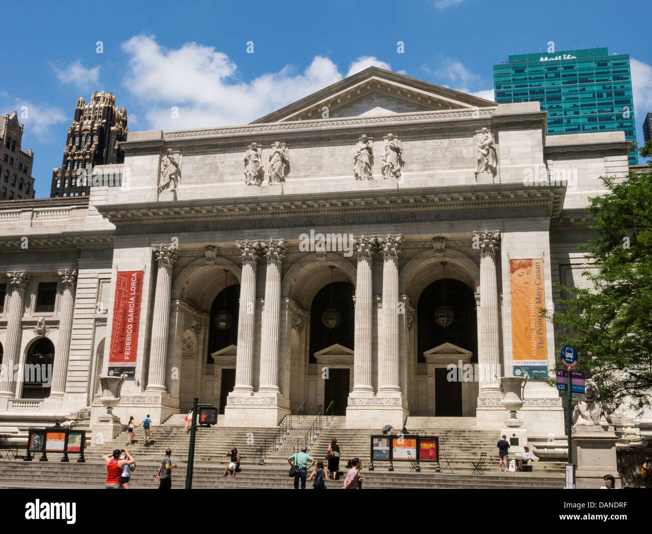 Facade of New York Public Library, Main Branch, NYC Stock Photo - Alamy