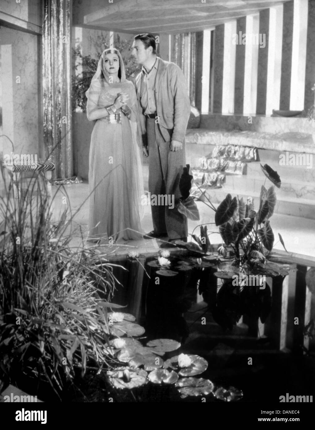 She 1935 helen gahagan Black and White Stock Photos & Images - Alamy