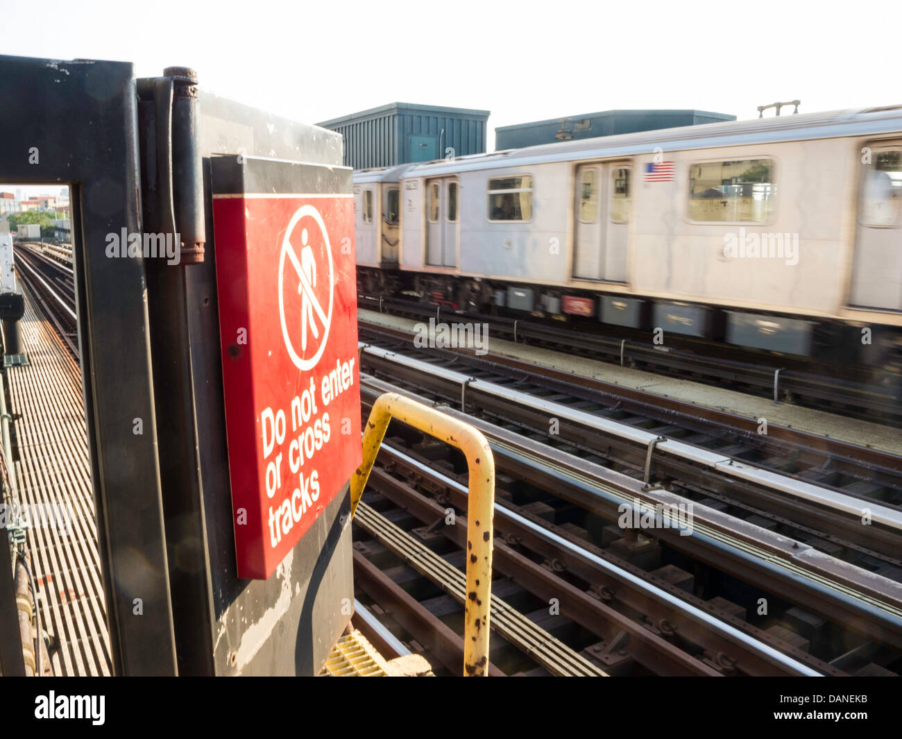 Entrance to bronx subway station hi-res stock photography and images ...