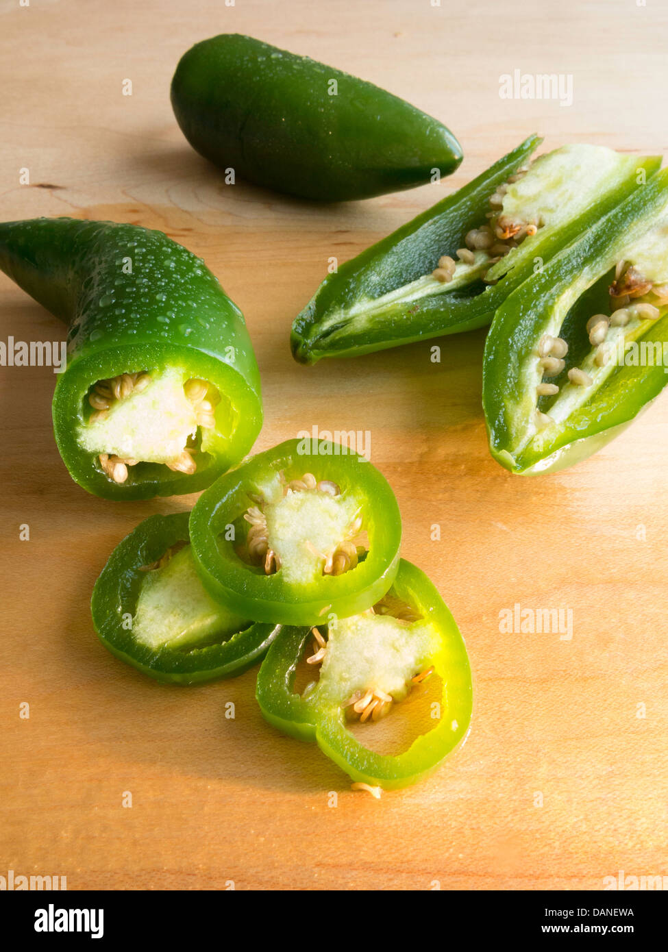 Fresh sliced jalapeno peppers hi-res stock photography and images - Alamy