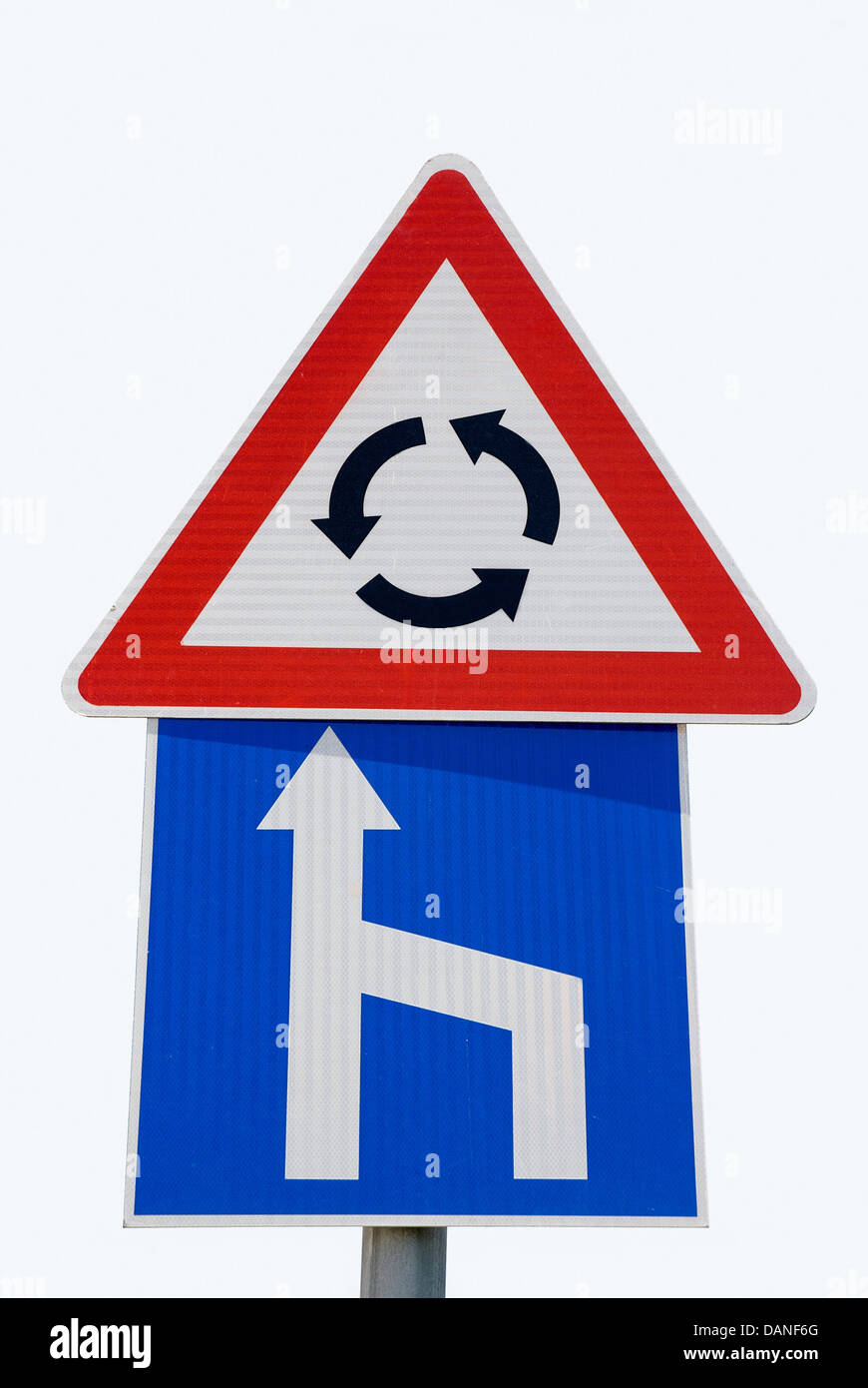 Road narrowing sign hi-res stock photography and images - Alamy