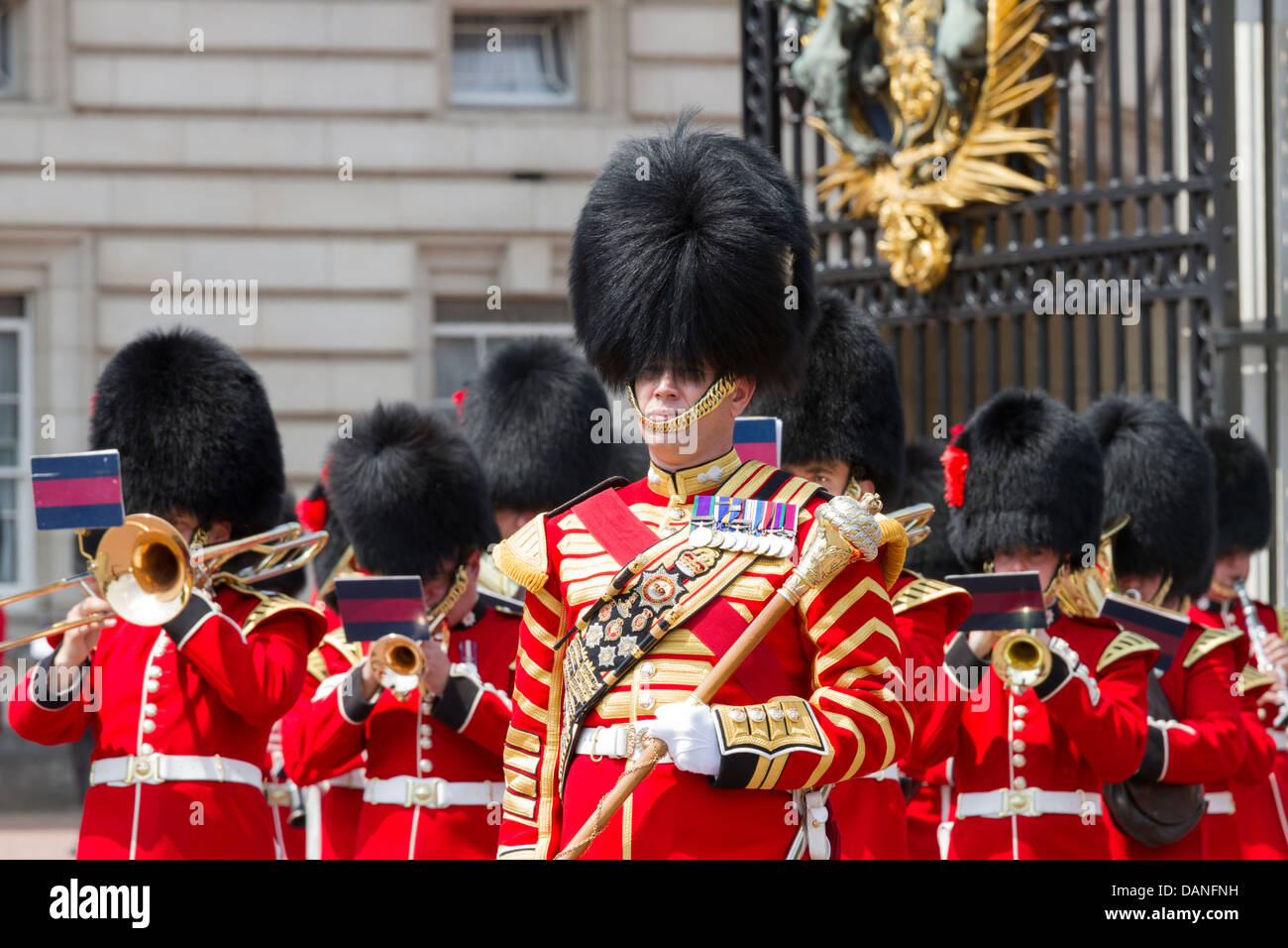 The changing of the guards hi-res stock photography and images - Alamy