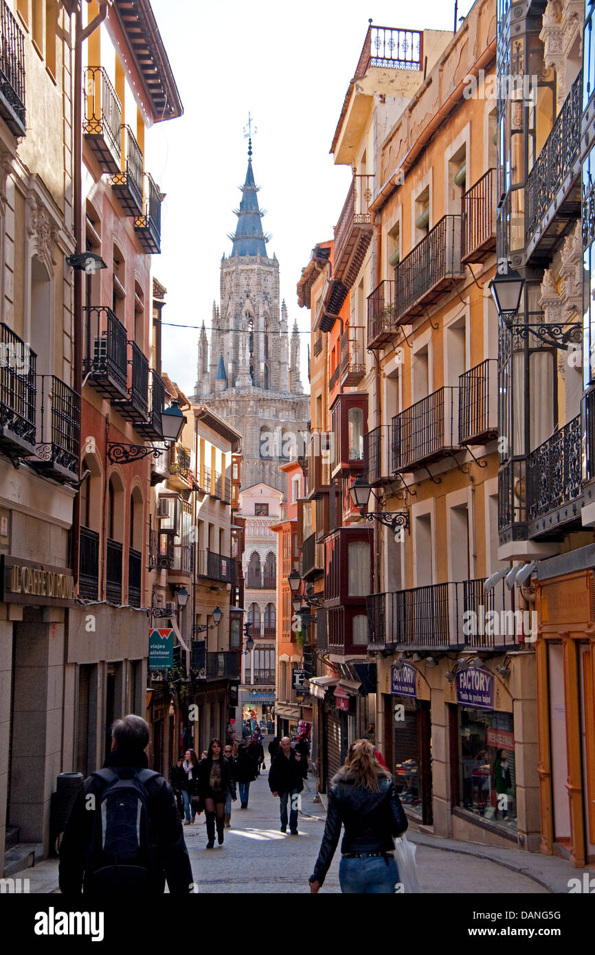 Street scene toledo spain hi-res stock photography and images - Alamy