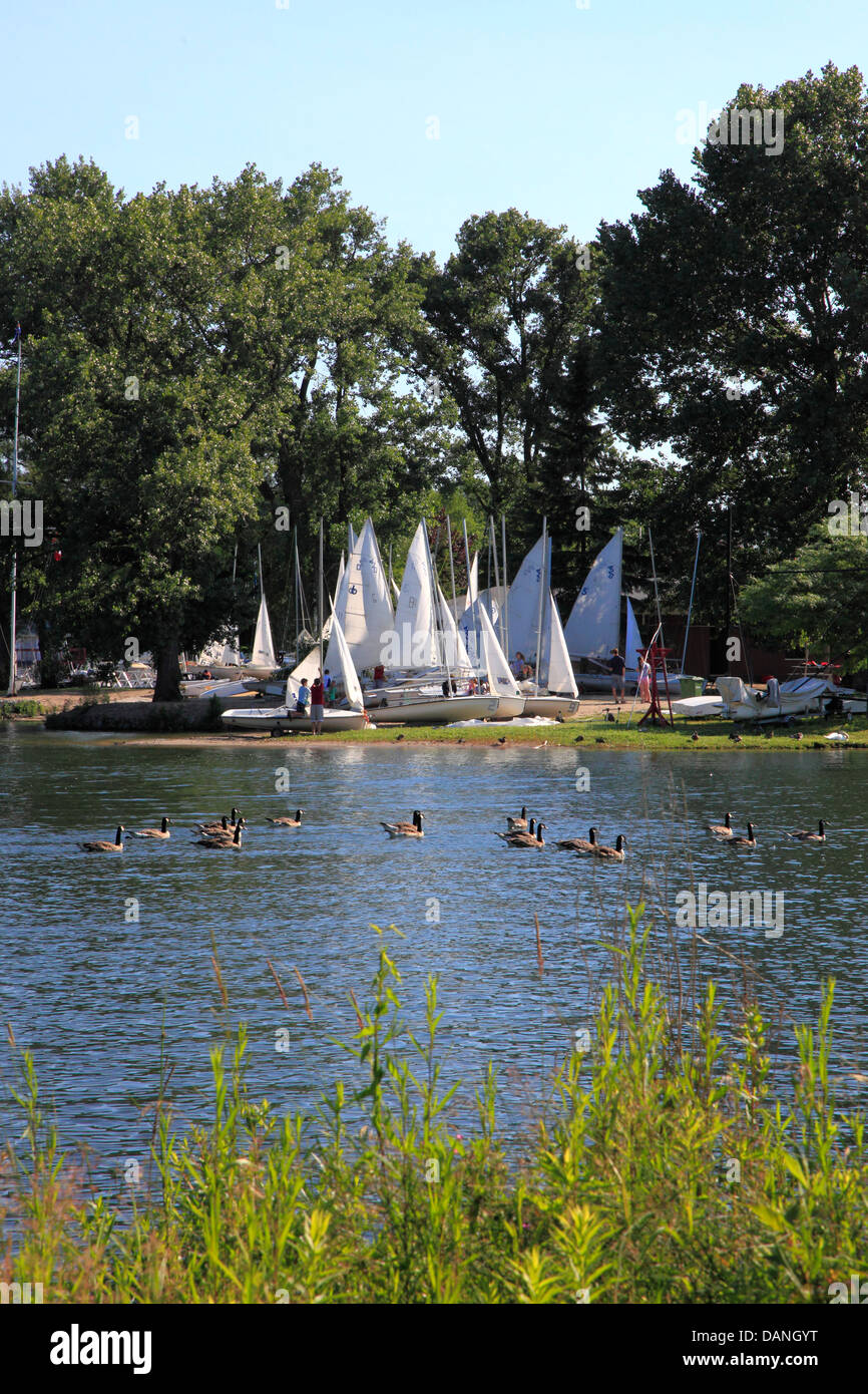 Toronto island park hi-res stock photography and images - Alamy
