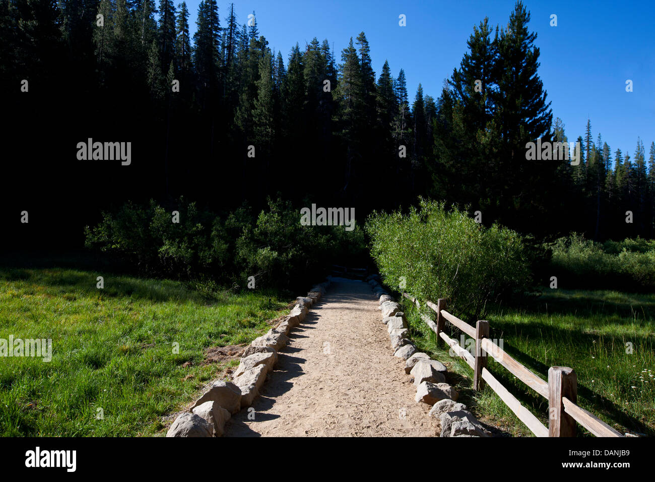 Hiking trail to Devils Postpile National Monument, California, United ...