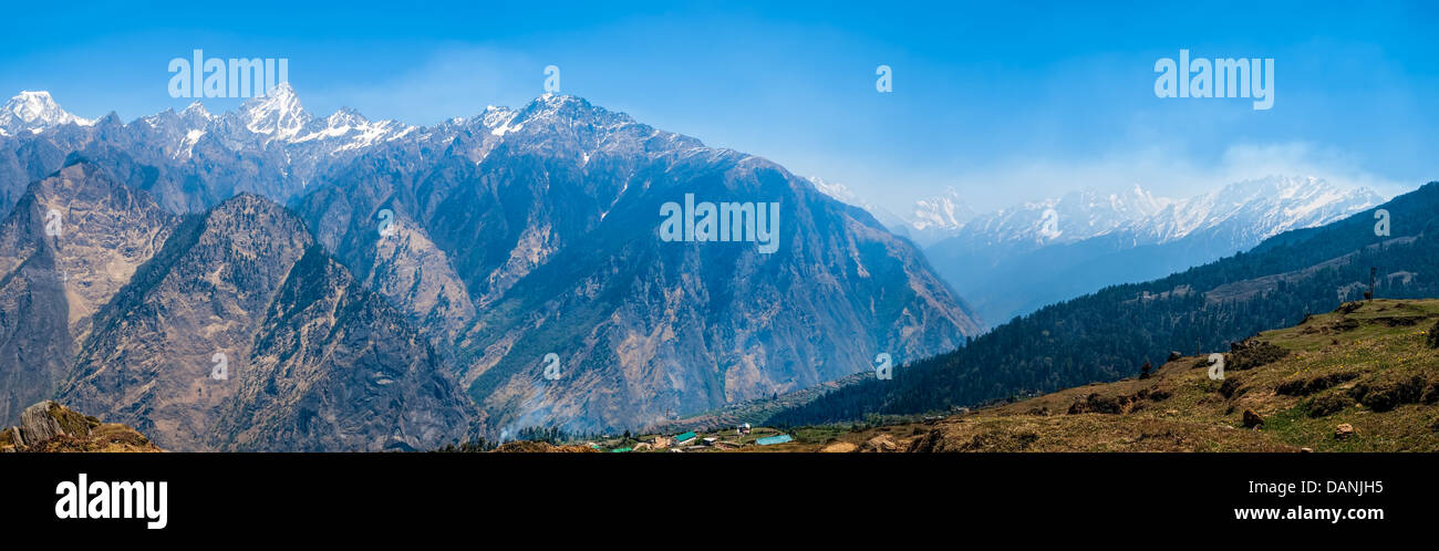 Himalayan landscape in the early morning, India Stock Photo - Alamy