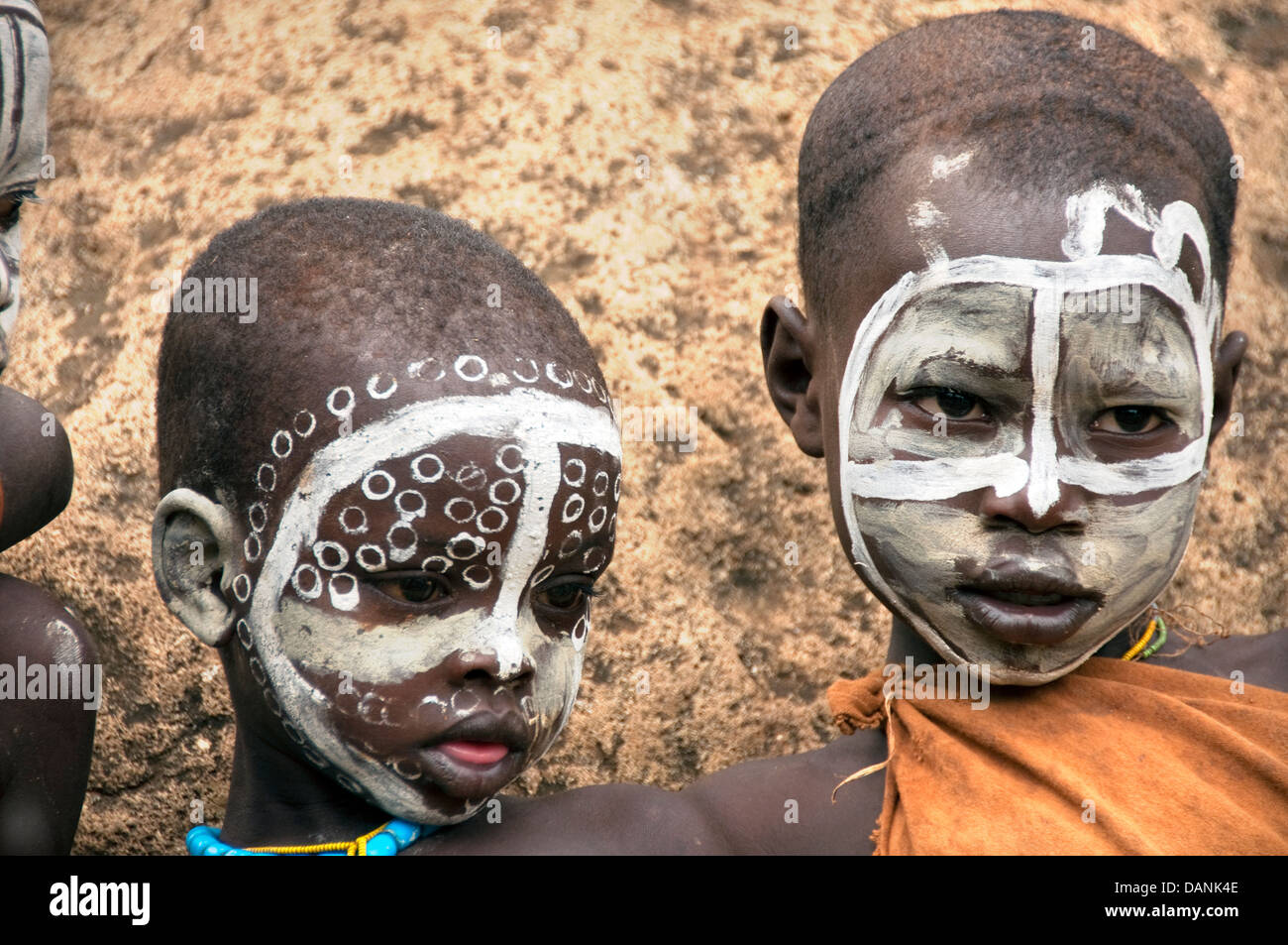 Two Suri (Surma) kids with painted faces, Ethiopia Stock Photo - Alamy