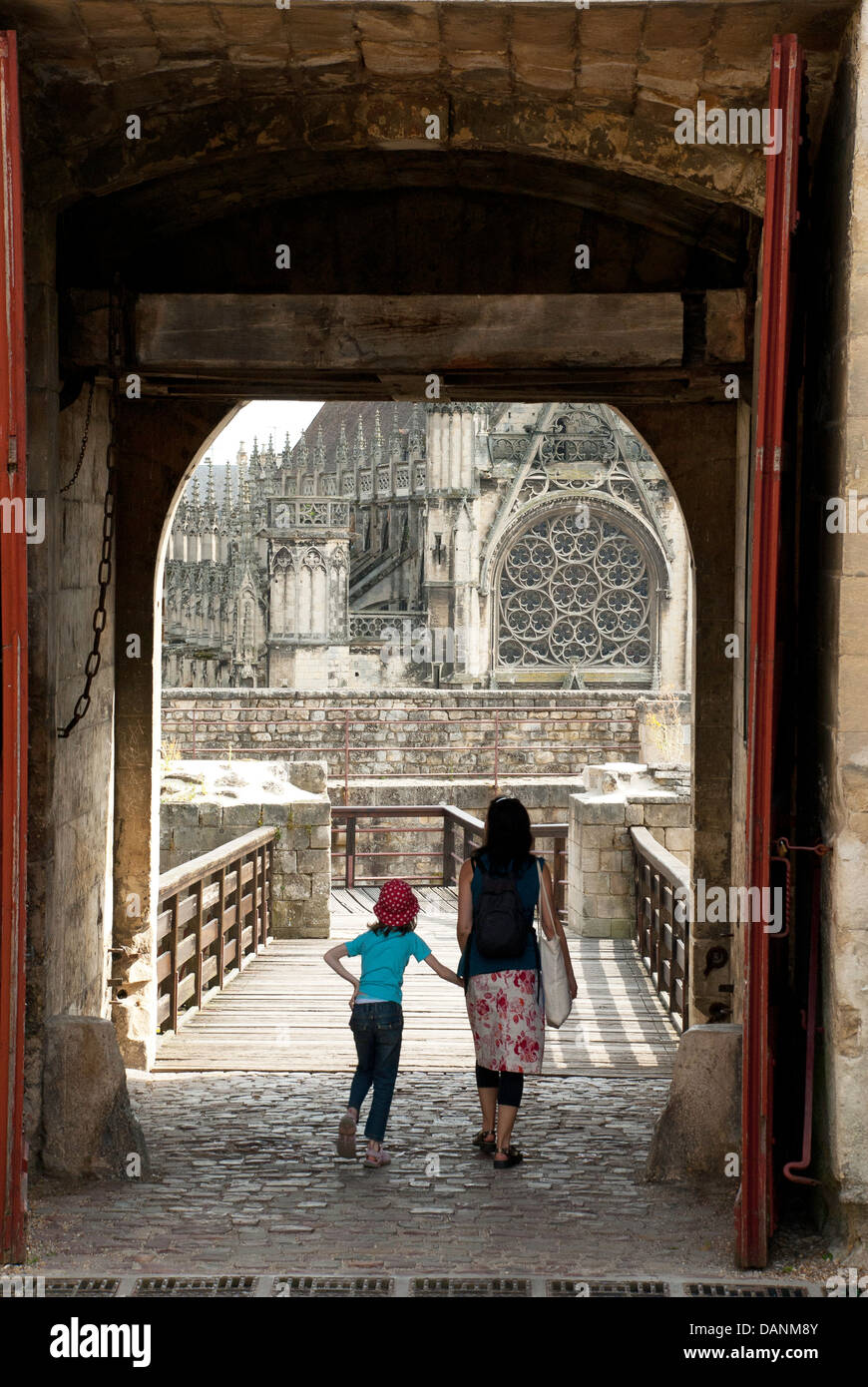 Child castle hi-res stock photography and images - Alamy