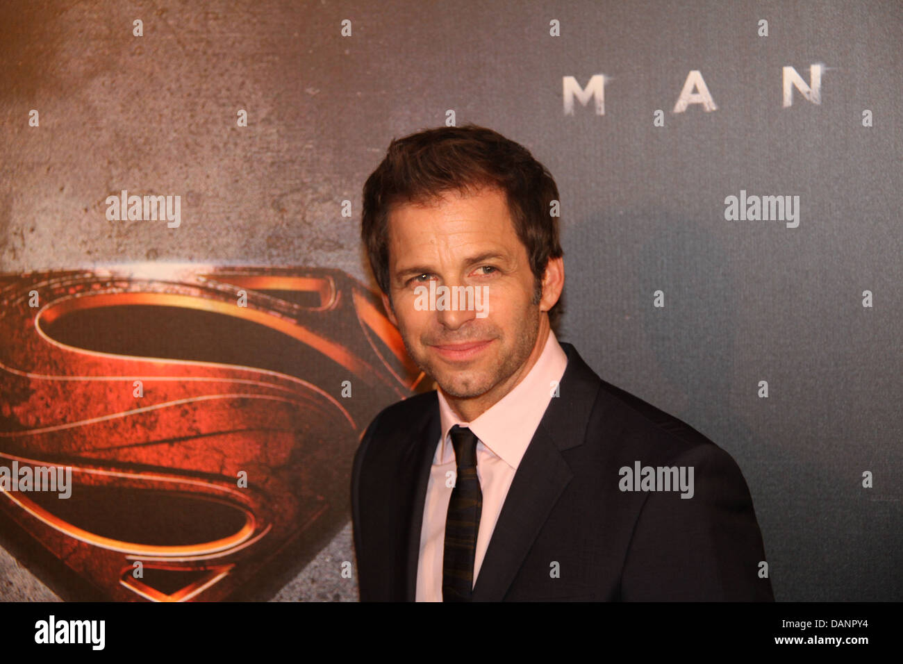 Director Zack Snyder arriving on the red carpet for the Australian ...