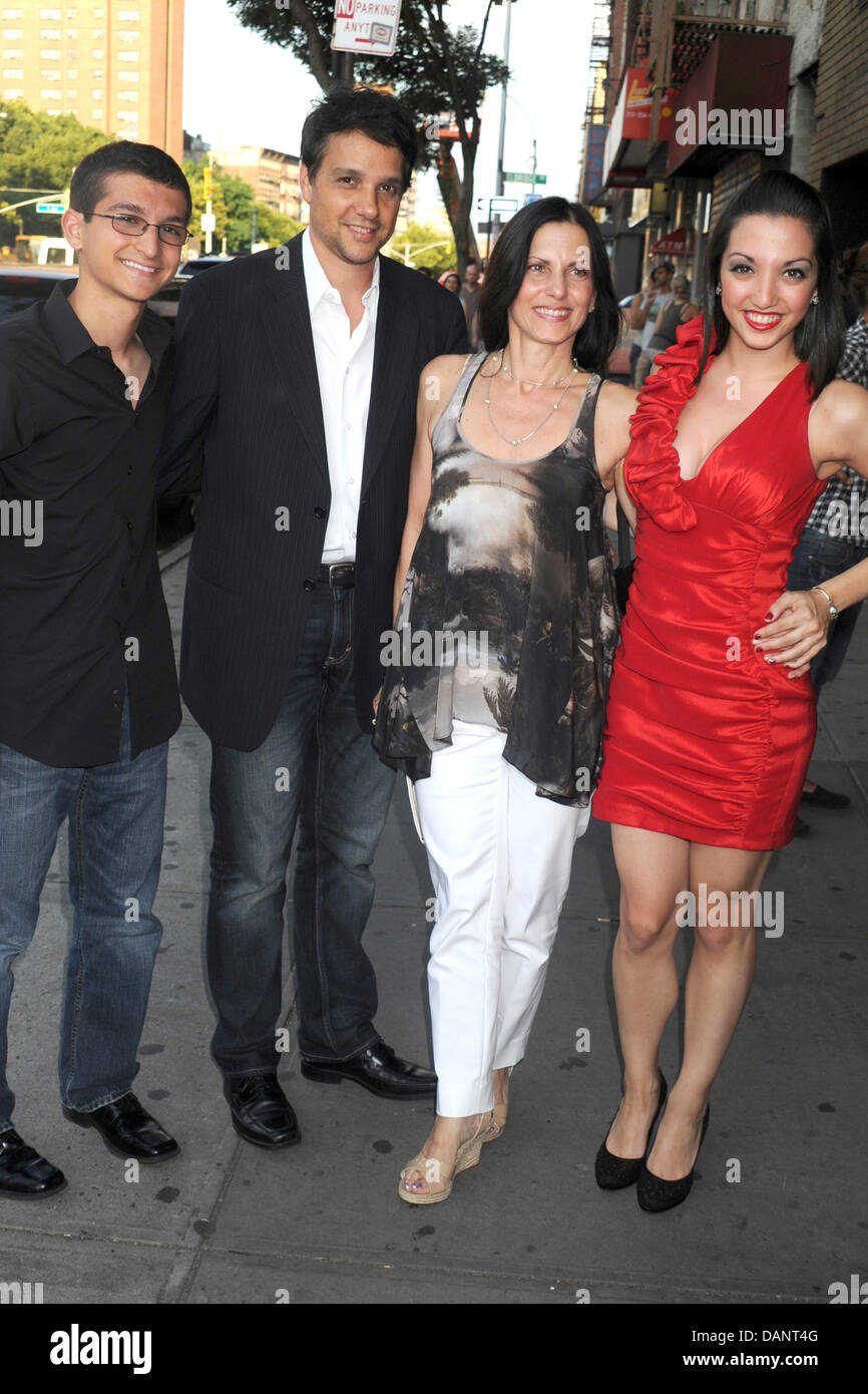 Ralph Macchio Esposa 2024