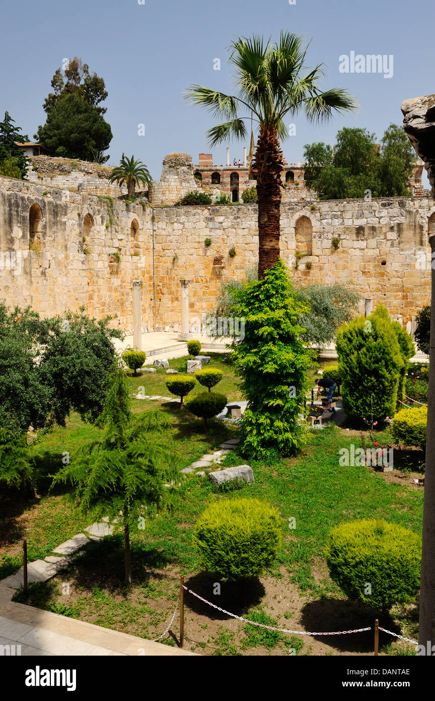 Courtyard of Isabey Mosque (14th Century) in Selcuk, Aegean Coast ...