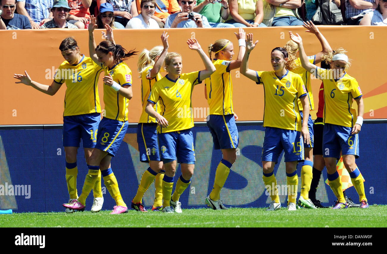 Sweden's Lotta Schelin (2-L) celebrates after scoring the 3-1 during ...